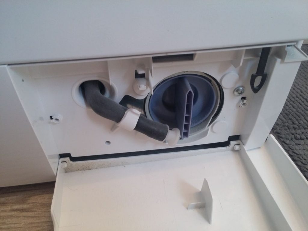 Flusensieb reinigen Wie Sie das Sieb einer Waschmaschine s 228 ubern